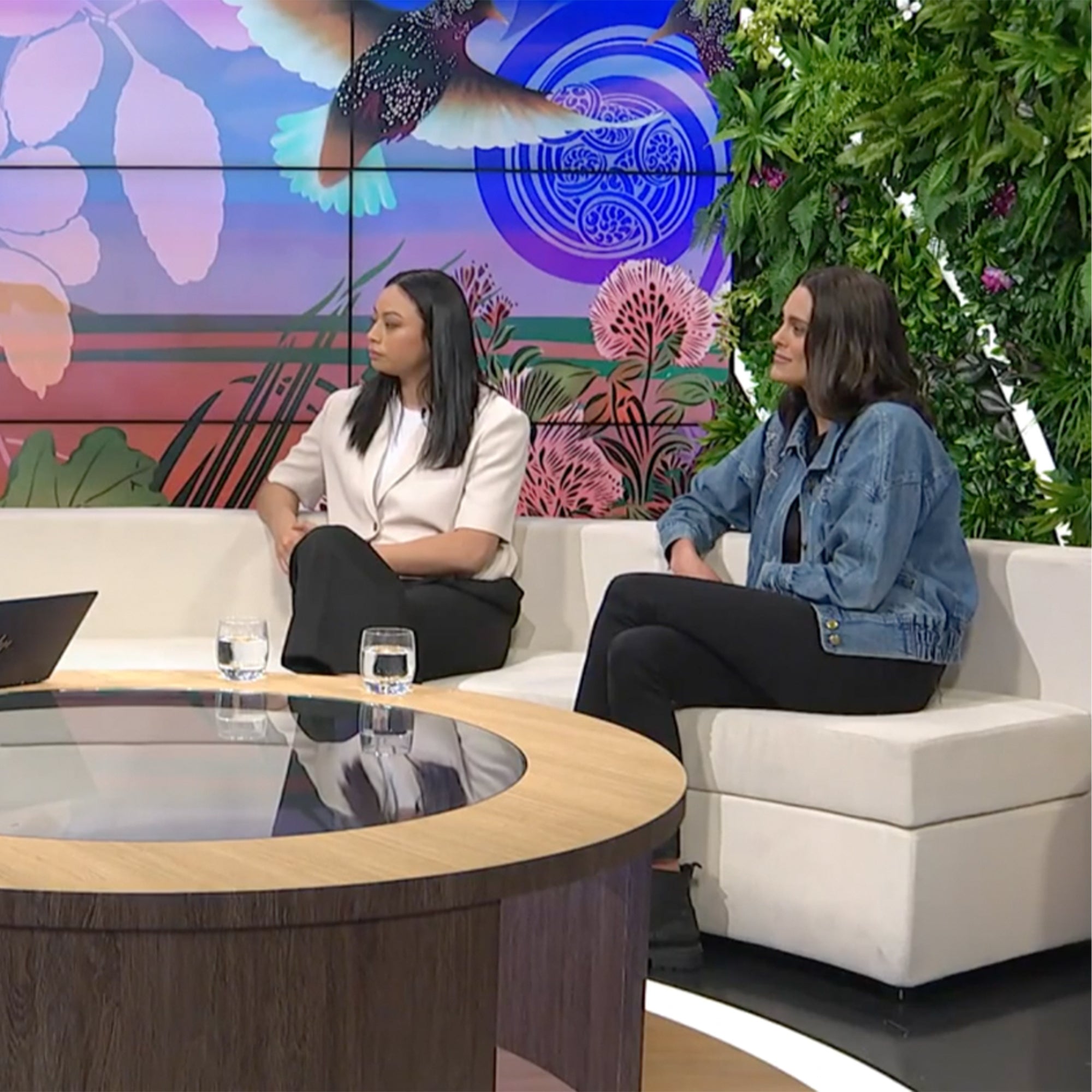 Behind The Jersey - Genevieve Mora and Symone Tafuna'i on Breakfast – Voices of Hope